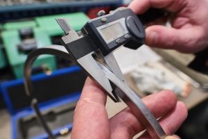 Ultrasonic Thickness Gauge | Non-Destructive Thickness Meters